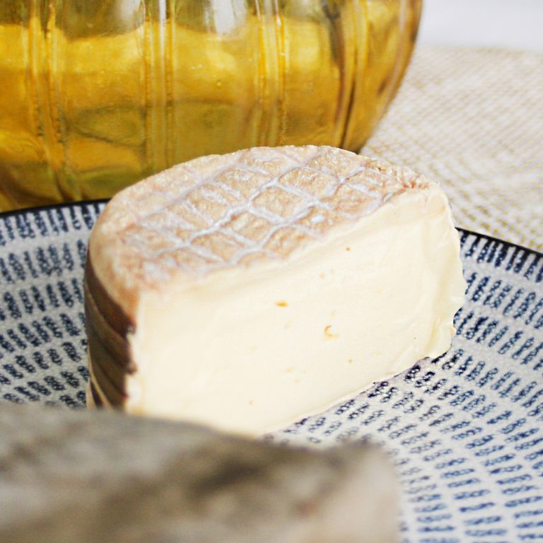 Livarot fromage AOP normand : origine et caractéristiques